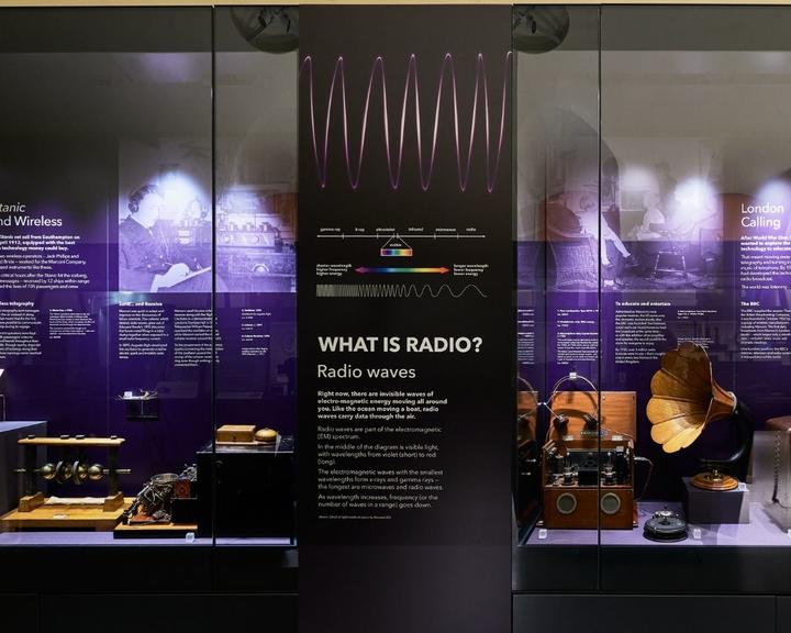Making Waves | History of Science Museum