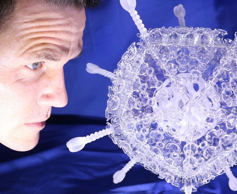 Oxford-AstraZeneca COVID vaccine sculpture Luke Jerram | History of ...