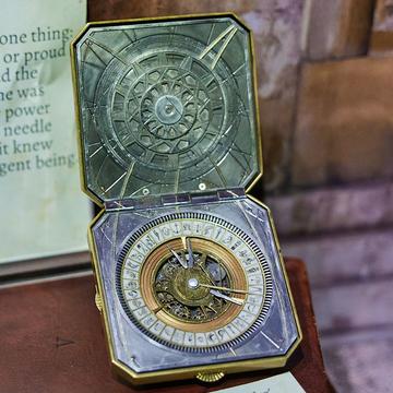 Lyra's Worlds | History of Science Museum